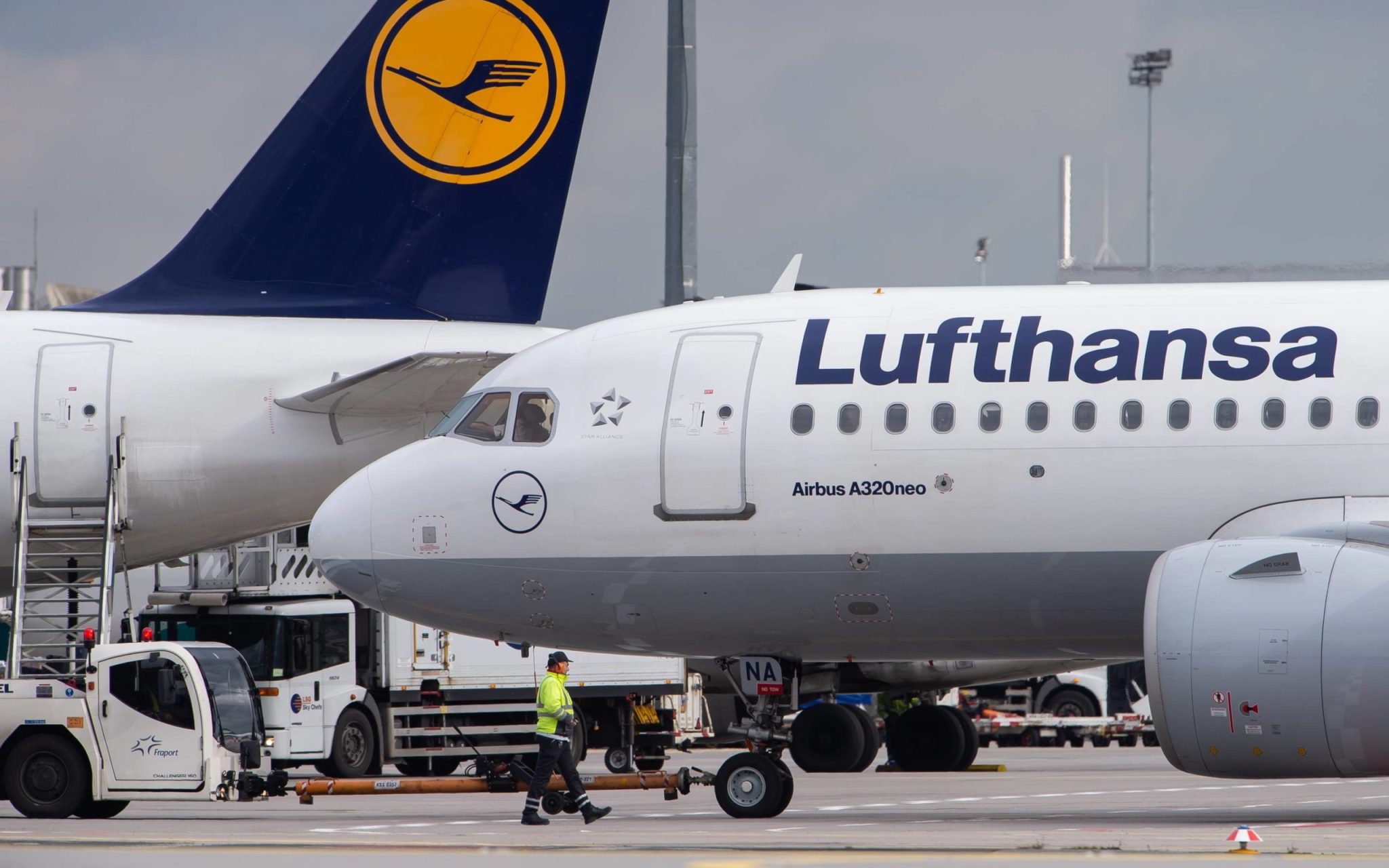 Lufthansa ends free service